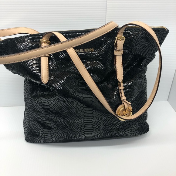 MICHAEL Michael Kors | Bags | Michael Kors Black Snake Skin Pattern ...